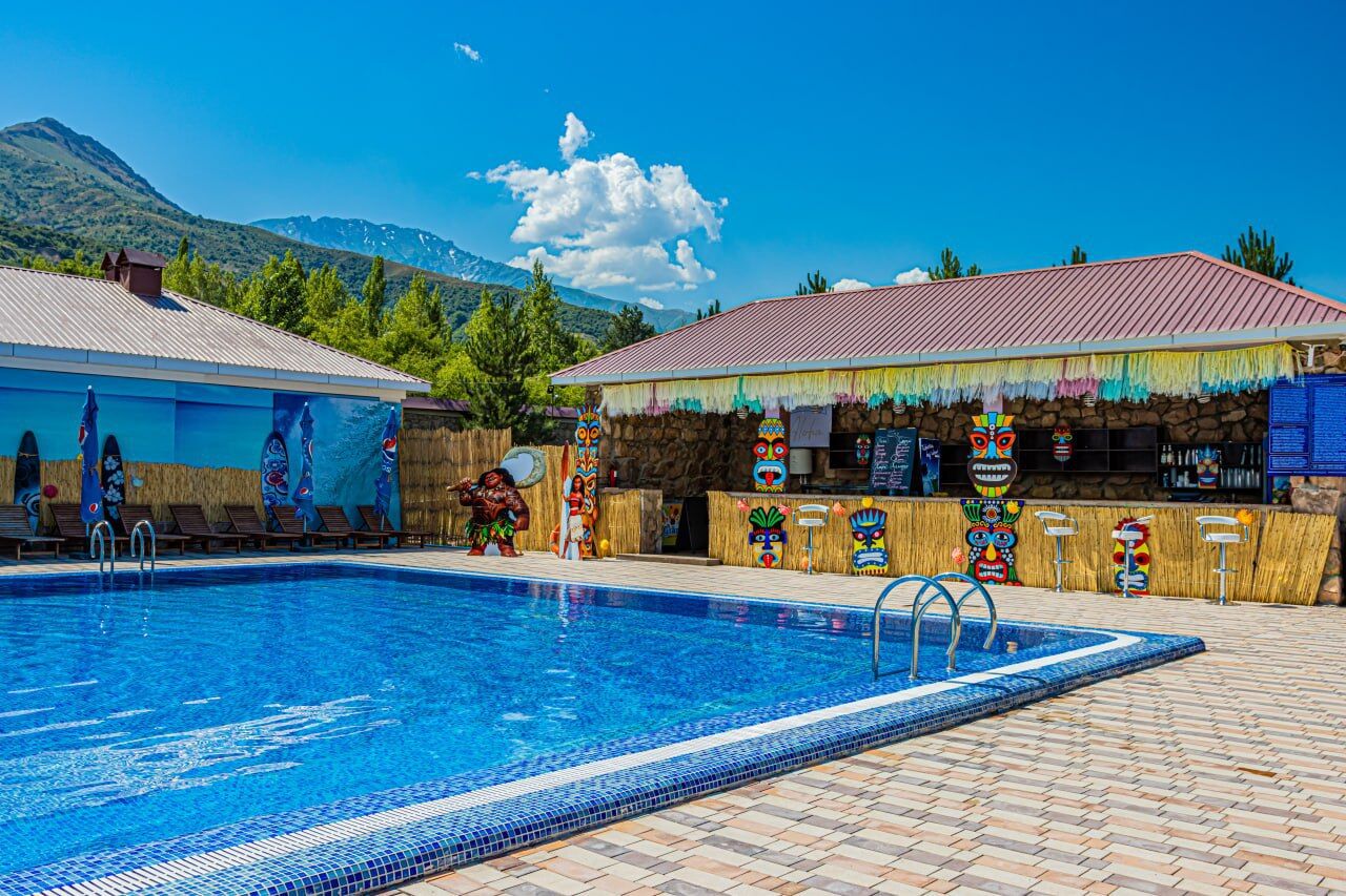 ANONS.uz - День Нептуна в Layner