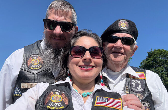 ANONS.uz - В США 74-летний мужчина стал самым возрастным усыновлённым в мире